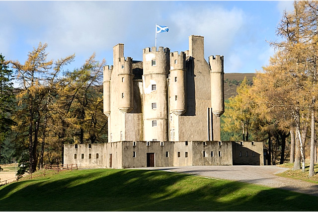 VIPA Braemar Castle